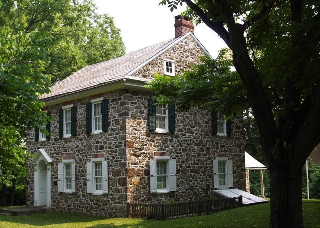 1803 House - Emmaus Public Library