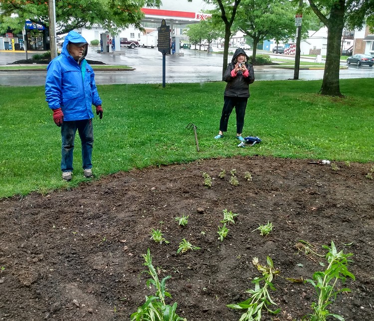 Library's Main Street grounds get a makeover - Emmaus Public Library